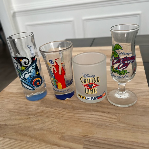 Disney | Dining | Disney 4 Shot Glass Set Magic Kingdom Castaway Cay ...